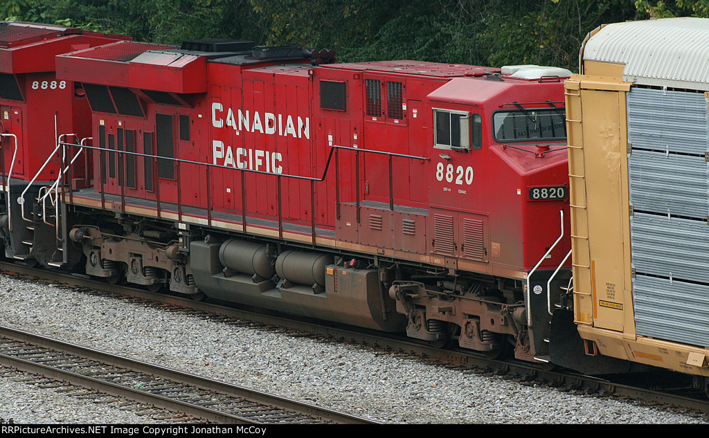 CP 8820
